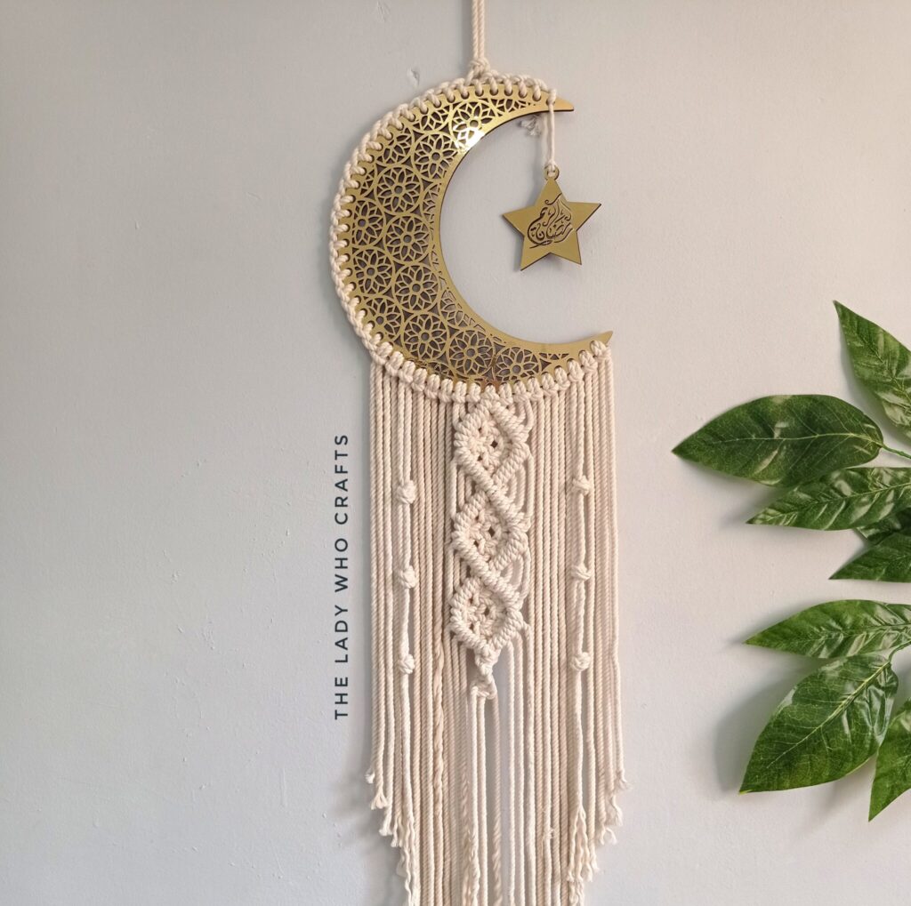 Macrame moon wall hanging 🌙 - I Make This