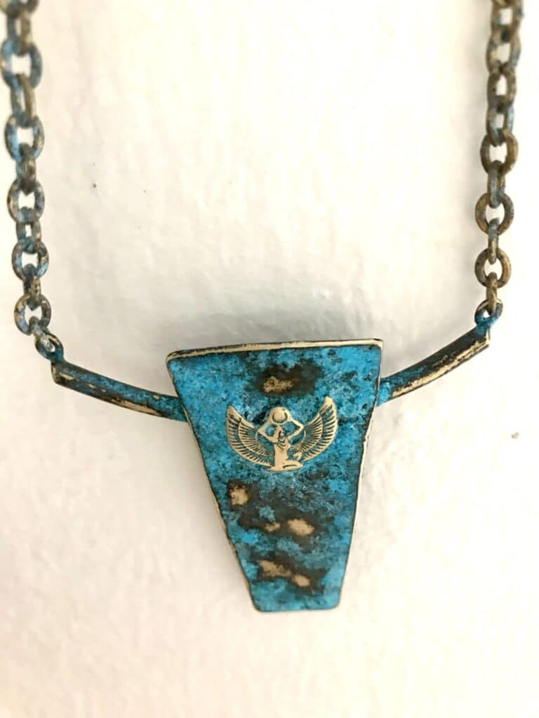 Blue rusty necklace - I Make This