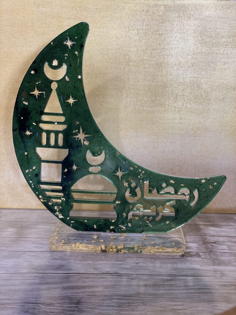 Resin Ramadan stand - I Make This