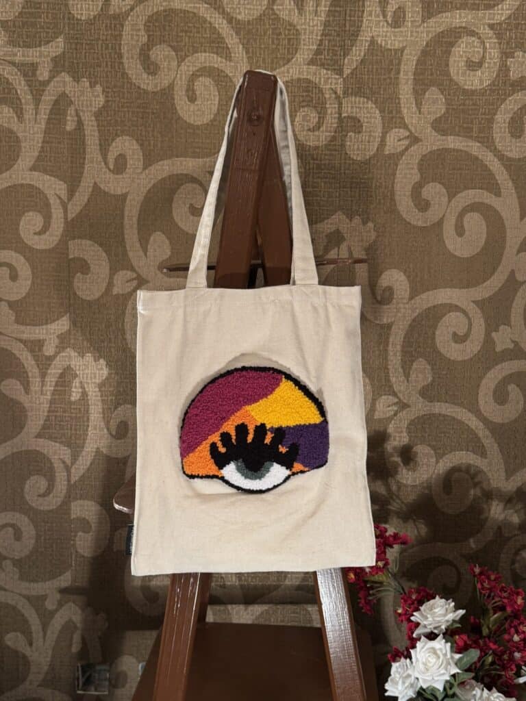 Colored eye tote bag - I Make This