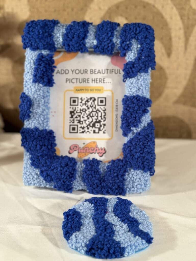 Shades of blue photo frame - I Make This