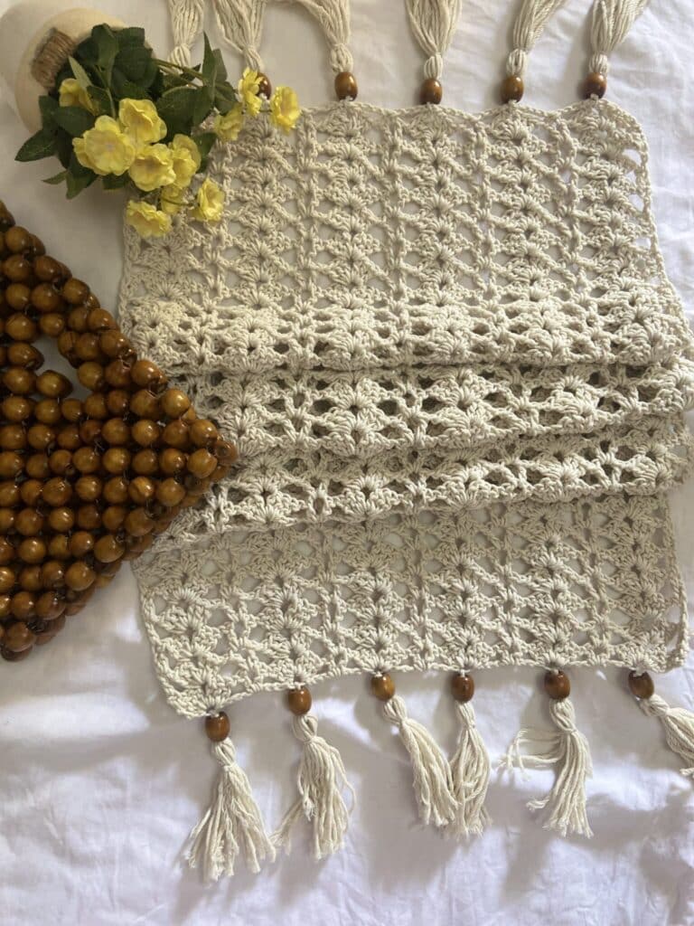 crochet runner - I Make This