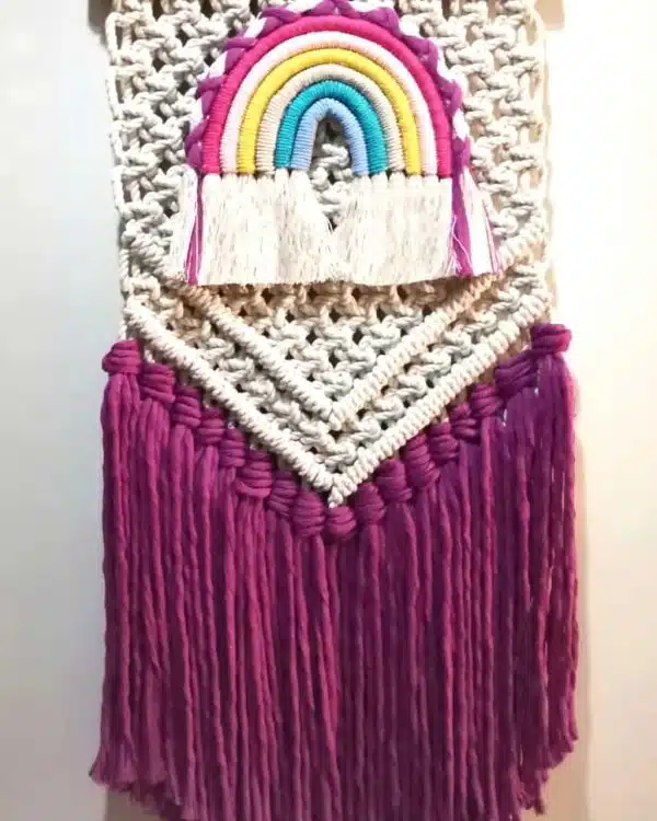 macrame wall hanging rainbow - I Make This