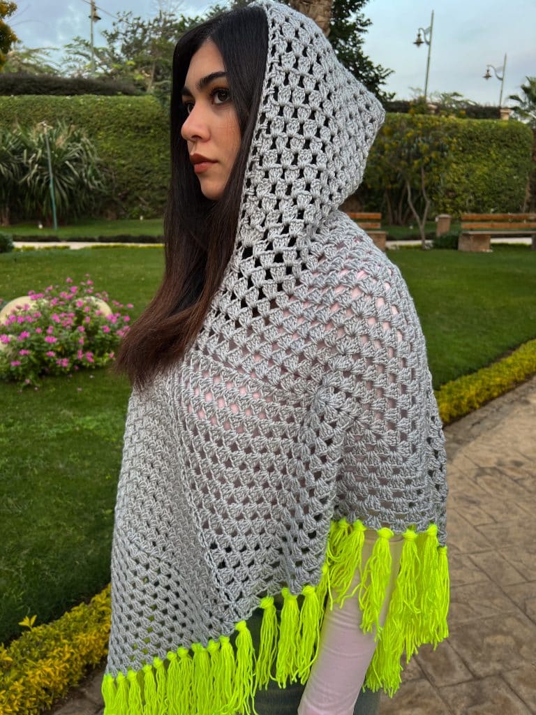 Grey & Yellow Crochet Puncho - I Make This