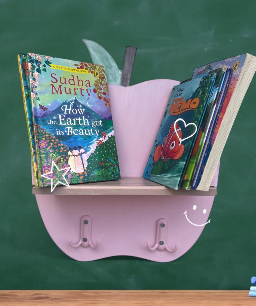 Apple shaped book shelf with hangers - I Make This