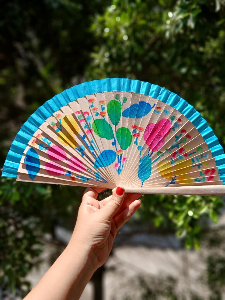 Turquoise fan - I Make This